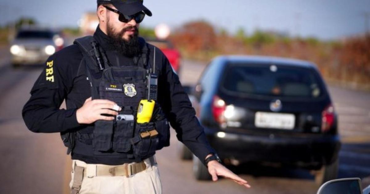 Portal T5 | PRF flagra homem embriagado pilotando moto sem CNH após…